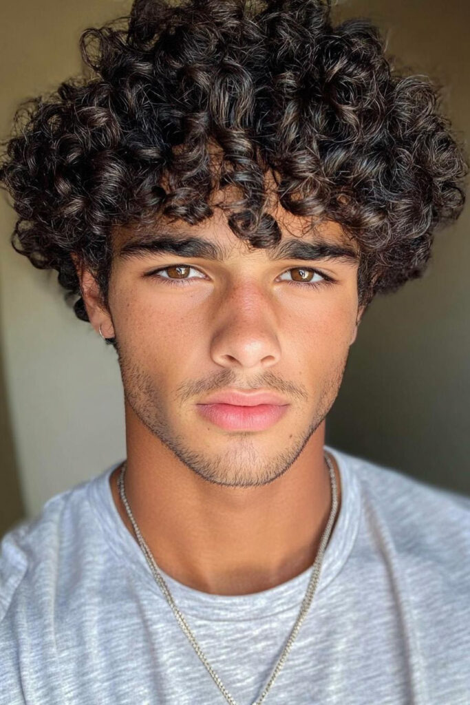 23 Curly Hair Men: Best Styles For You
