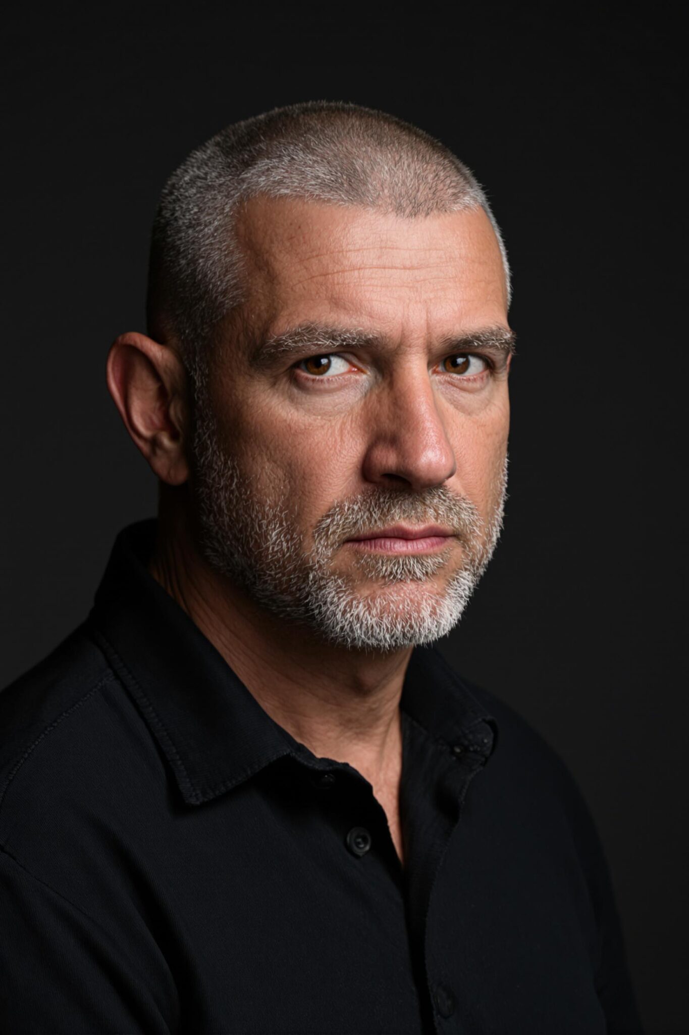 18 Buzz Cut Hairstyles For Men - HairstyleKing